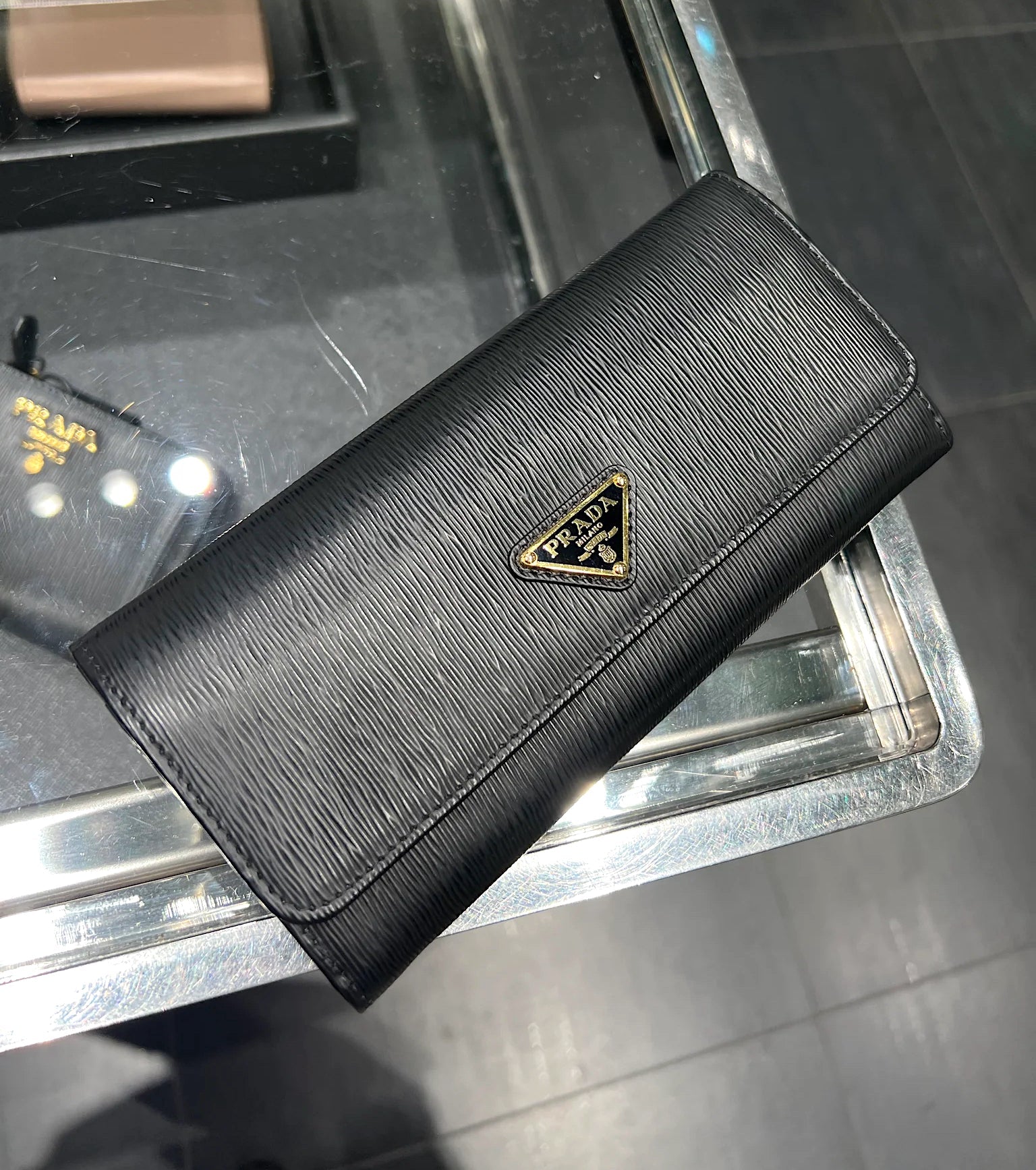 PRADA Flap Long Wallet | 普拉達 長銀包 (黑色) – LondonKelly 英國名牌代購