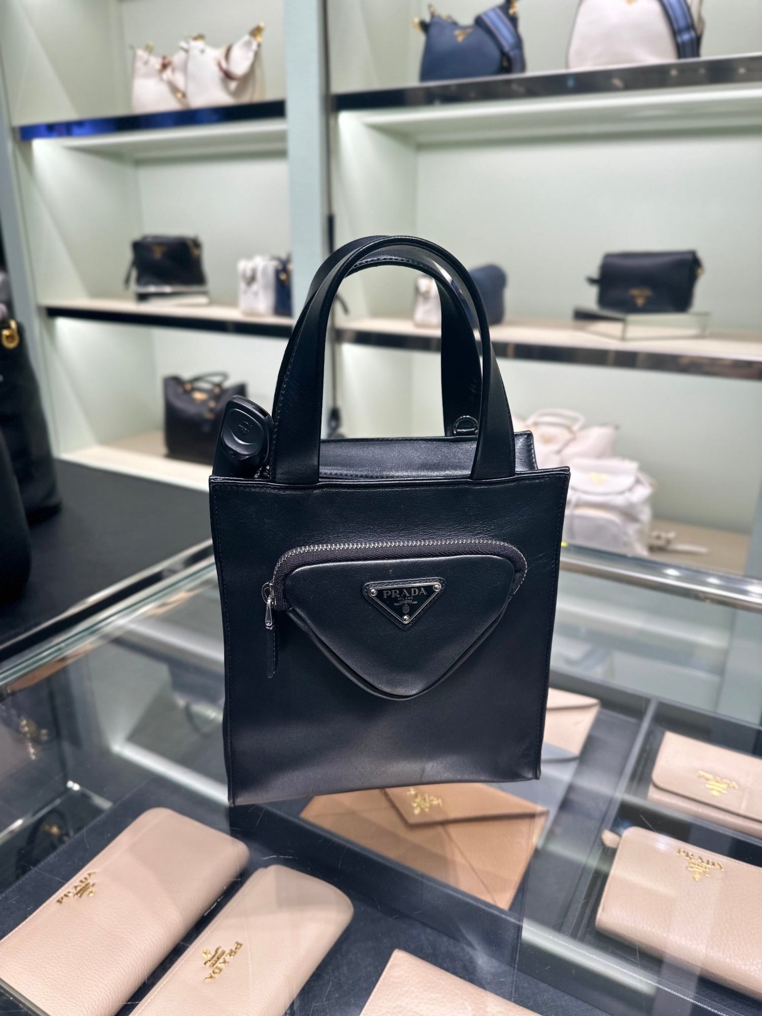 PRADA Mini Tote Bag | 普拉達 手袋 (黑色) – LondonKelly 英國名牌代購